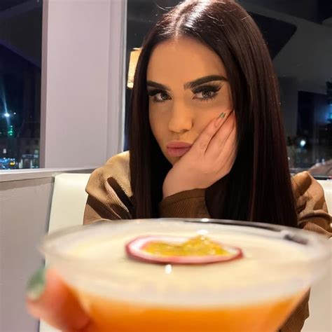 Xoxlaimaxox On Threads