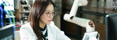Kim Hee Sun Se Convierte En Una Mujer Genio Para La Serie Alice Kpoplat
