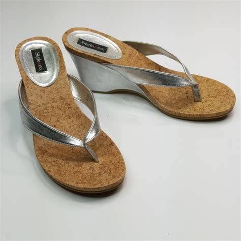 Style And Co Shoes Style Co Silver Wedge Thong Sandals Like New