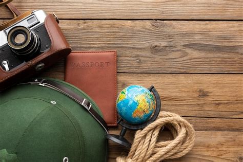 Расположение туристических предметов с видом сверху Бесплатно Фото