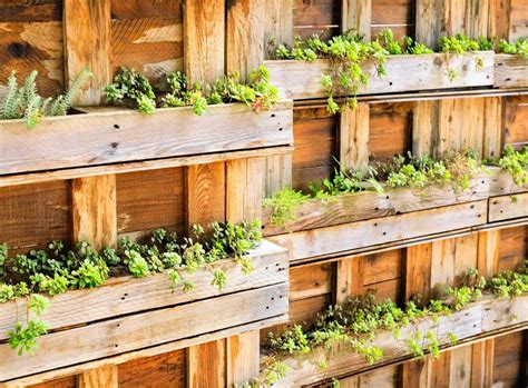 Decorative Wood Pallet Fence Patterns