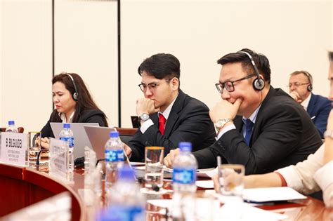 МАНАЙ УЛС Гэр бүл хөдөлмөр нийгмийн хамгааллын яам Facebook