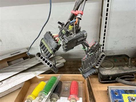 Mt 5000 Sprayer Control Room 4 Hamilton Maring Auction Group