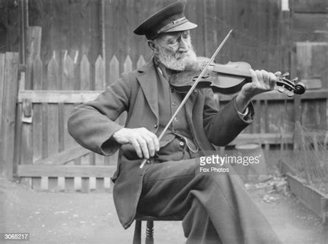 Old Fiddler Photos And Premium High Res Pictures Getty Images