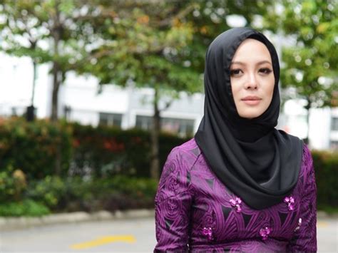 Sade1013 Introduction To Entrepreneurship Influential Vivy Yusof