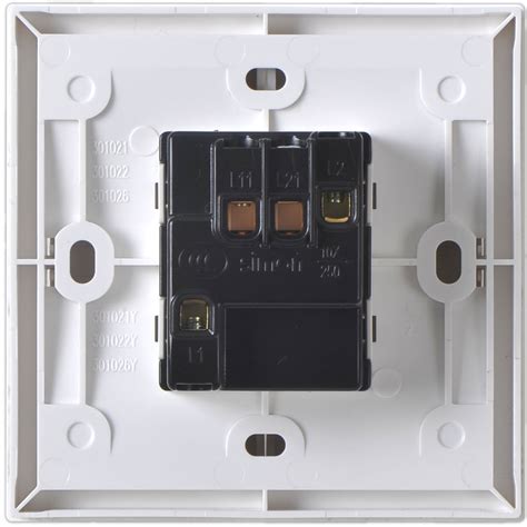 Two Gang One Way Switch Simon Istco