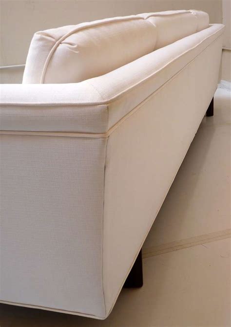 Sofa By Frank Lloyd Wright At 1stdibs Frank Lloyd Wright Furniture