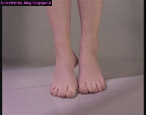 Jennifer Paige Feet