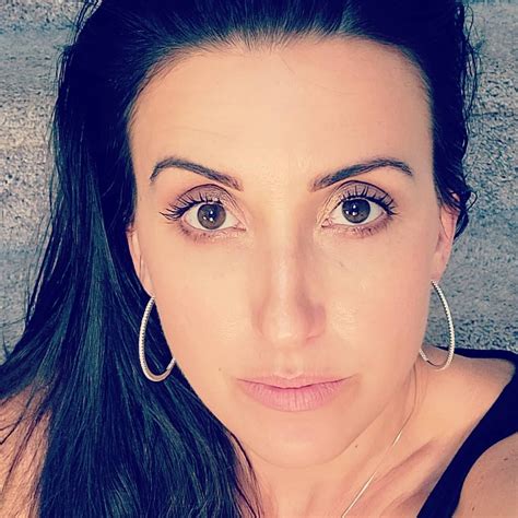 Rodan And Fields Independent Consultant Wendy Stricker