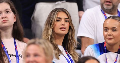 Sasha Rebecca Zachwyca Na Instagramie Najpi Kniejsza Wag S Kobieta W Interia Pl