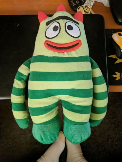 Yo Gabba Gabba Brobee 18 Plush Stuffed Doll Toy Bed Cuddle Pillow 4580211288