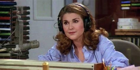 Frasiers Kelsey Grammer Reveals Why Peri Gilpin Was Chosen For Roz