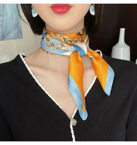 봄 간절기 가을 스카프 70x70 쁘띠 머플러 숏 실크 티몬