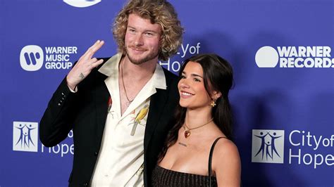 University Of Washington Invites Onlyfans Star To Psychology Class