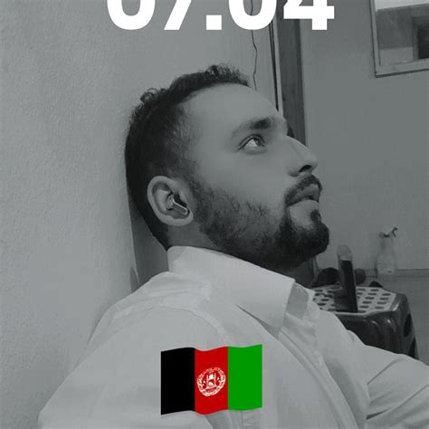 نورالله احمدزی