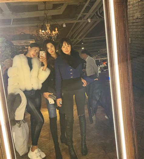 Pin By Johnjean Writer On Hyeon Joo Ryu Fur Coat Instagram Coat