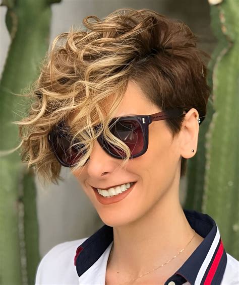 25 Trendiest Short Asymmetrical Haircuts For A Cool Chic Look Cortes