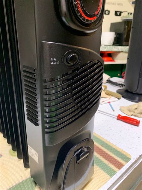 Arlec 11 Fins Column Oil Heater 220volts Tv And Home Appliances Air Conditioning And Heating On