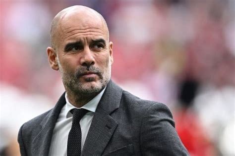 Klarifikasi Pep Guardiola Enggan Bersalaman Dengan Alan Smith Bukan