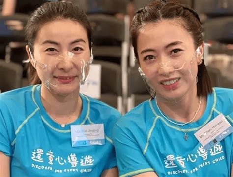 郭晶晶近照曝光！与甘比罕见同框，远离香港贵妇圈，低调做慈善霍家豪门活动