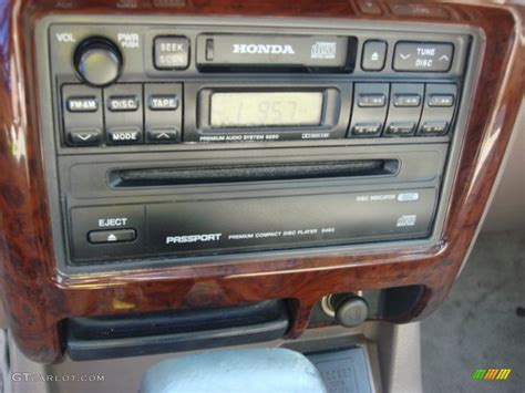 2000 Honda Passport Lx 4x4 Audio System Photos