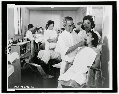 Photos Of Japanese Evacuation In San Francisco California 1942