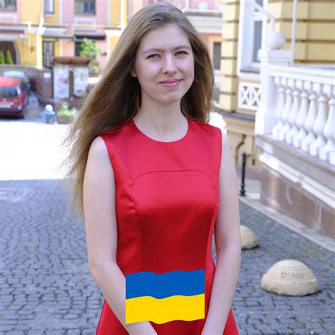 Катя Петрусенко On Reels