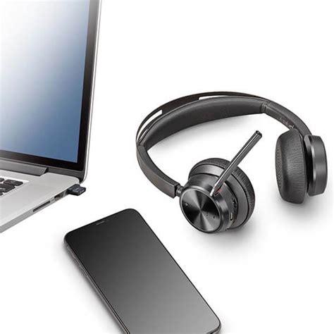 Poly Voyager Focus 2 Uc Usb C Headset 214432 02 77y88aa Headset Store