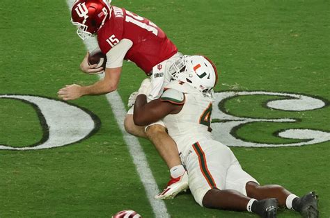 Bucs Mailbag Rueben Bain Jr Sack Total Uniform Predictions