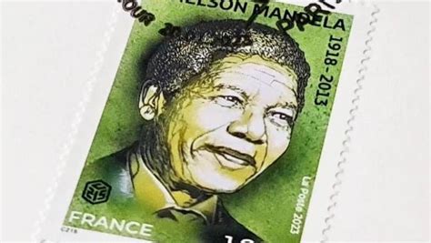 بعد أن كرمته الجزائرفرنسا تخصص طابعًا بريديا تذكاريًا لنيلسون مانديلا
