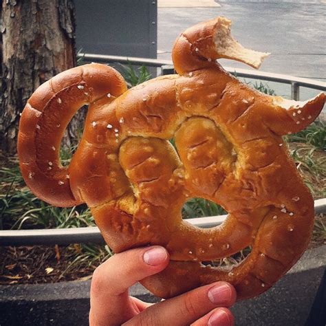 Rm Mickey Pretzel Living A Disney Lifeliving A Disney Life