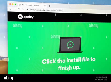 Spotify Desktop Hi Res Stock Photography And Images Alamy
