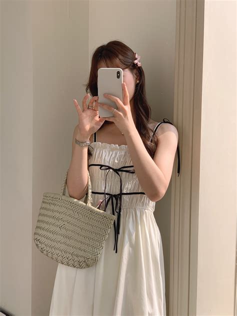 루어스룸 토스트 스모크밴딩 리본 매듭 스퀘어넥 여름 휴양지 민소매 슬리브리스 뷔스티에 롱 원피스