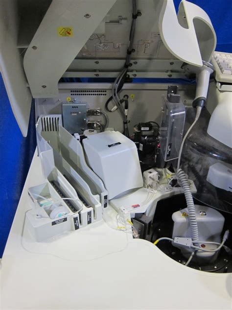 Dimension Xpand Plus Hematology Analyzer Auction