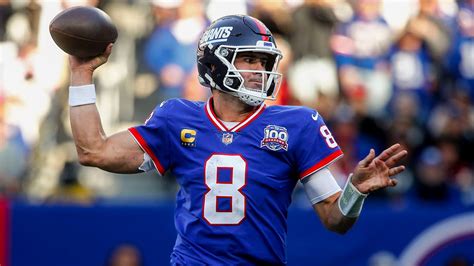 Espns Elle Duncan Claps Back At Giants Fans Irked By Daniel Jones