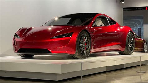 New Tesla Roadster Will Have Mind Bending Acceleration And Be Able To Fly