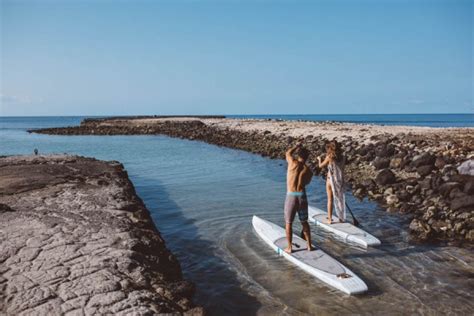 Passionate Water Lovers Wedding Anniversary Photos In Maui Junebug