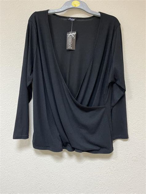 Кофтинка великого розміру — ціна 120 грн у каталозі Лонгсліви Купити жіночі речі за доступною