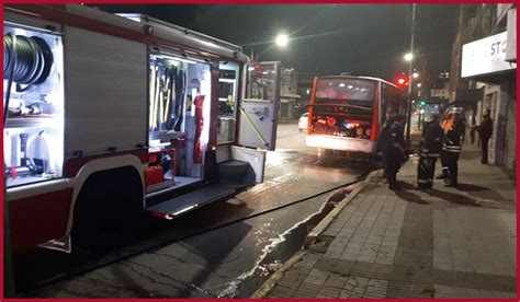 Incendio En Un Colectivo En Banfield Evacuaron A Los Pasajeros