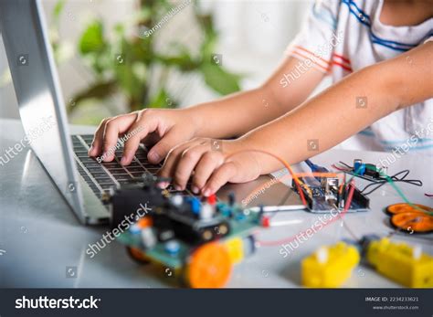4,683 Asian Programmer Coding Images, Stock Photos & Vectors | Shutterstock