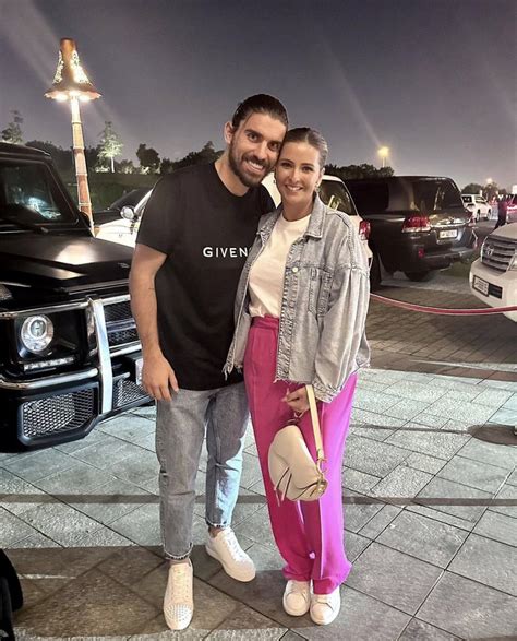 Nouf ☝🏻الله يفرجها On Twitter ماخذ نجلاء فتحي حتى وين رايح ما تقوله💔