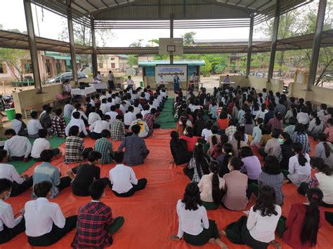 ရမည်းသင်းမြို့နယ်၌လူငယ်ဘက်စုံဖွံ့ဖြိုးရေး အသိပညာပေးဟောပြောပွဲကျင်းပ