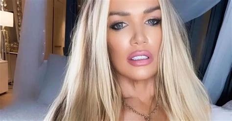 Worlds Hottest Gran Flashes Cleavage And Says She Enjoys Making Tan