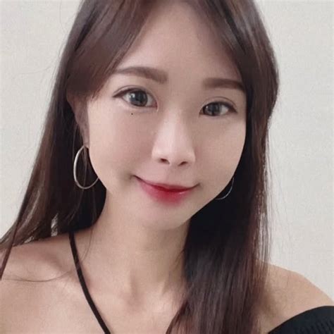 Chi Threads Say More