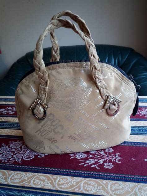 дамски чанти Аксесоари Бургас Мини дамска чантичка със златисти рози 26лв нова Дам