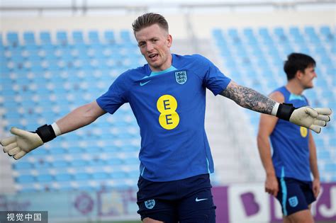 高清图:英格兰赛前备战 拉什福德训练场振臂欢呼 搜狐大视野 搜狐新闻 高清图:英格兰赛前备战 拉什福德训练场振臂欢呼 搜狐大视野 搜狐新闻