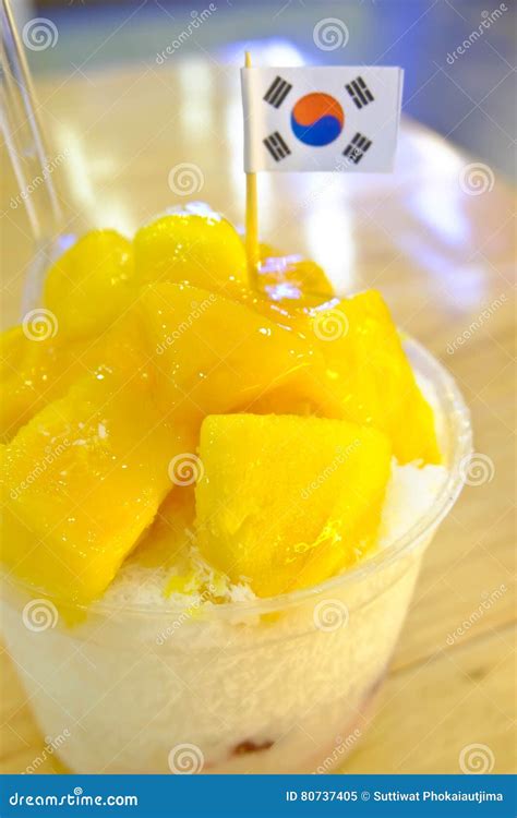 Korean Mango Bingsu Milk Ice Cream Stock Image Image Of Milk Cafe
