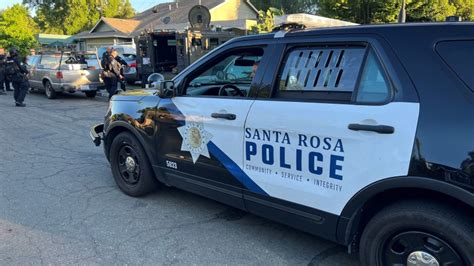 Crowd Of 200 Blocks Roadway For Sideshow In Santa Rosa Four Arrested
