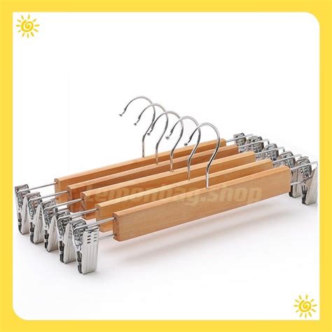 ไม้แขวนไม้ มีหนีบเหล็ก 12ชิ้น ไม้แขวนกระโปง32cm ไม้แขวนกางเกง Shopee Thailand