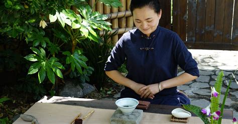 고요한 고요함 관습 녹지 다도 대나무 대나무 울타리 도자기 컵 동부의 동양 동양미학 동양철학 레저 마음가짐 명상 목조 테이블 묵상 문화 유산